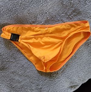 N2N Bodywear - Poshmark